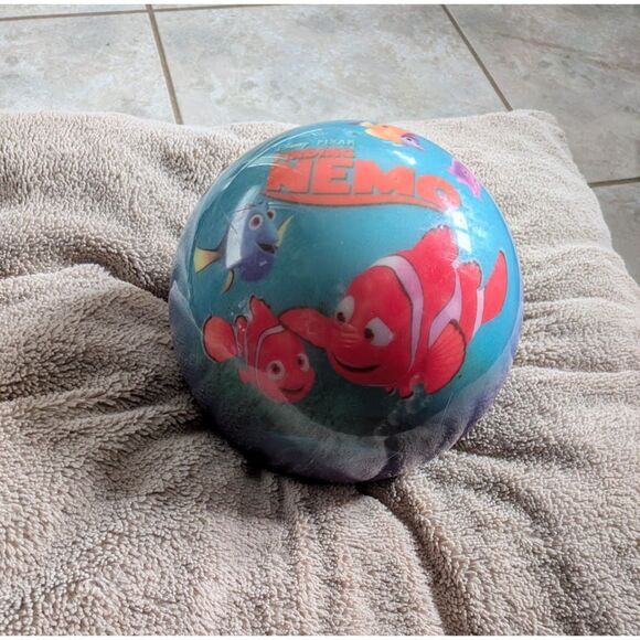 Disney | Games | Rare Undrilled Disney Pixar Finding Nemo Vizaball ...